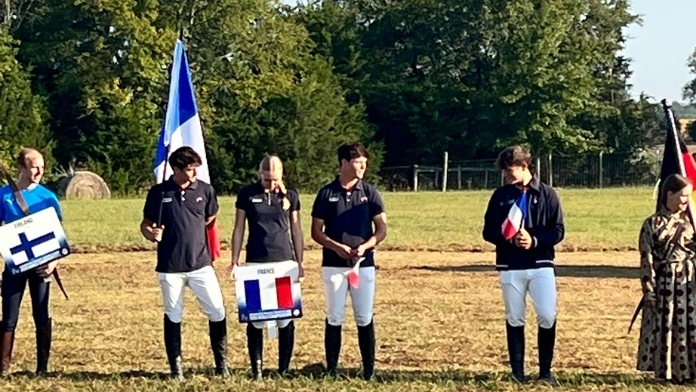 Tir à l’arc à cheval : La France conserve son titre de championne du ...