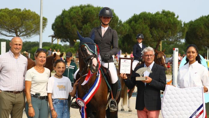 Goldenstar de Silly, champion de France des poneys de sept ans ...