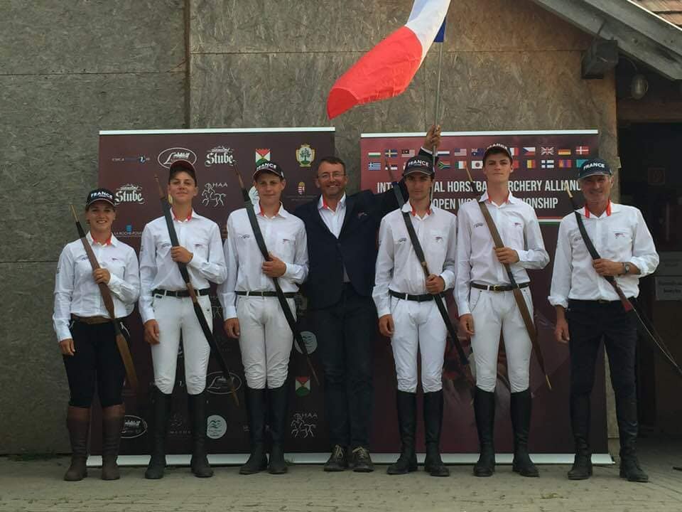 L'équipe de France de Tir à l'arc à cheval sacrée vice-championne du ...