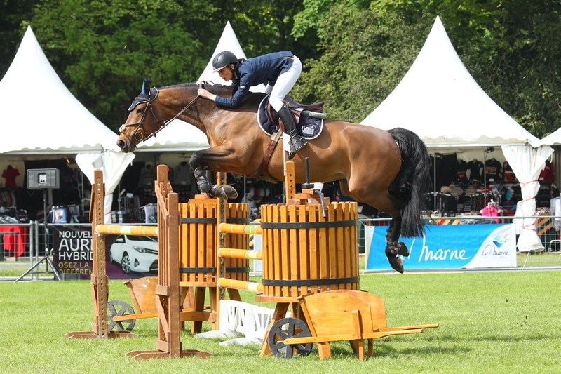 Amateur Gold Tour-CWD de Reims-victoire de Valérie Charon | Fédération ...